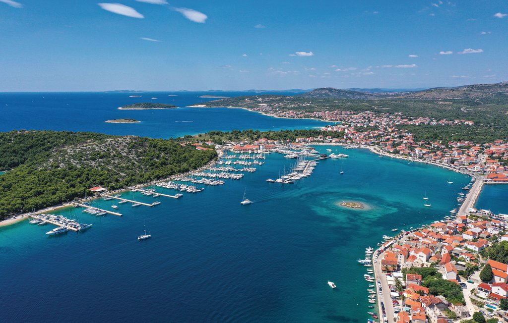 Holiday home - Rogoznica-Razanj , Croatia - CDV49 | Novasol