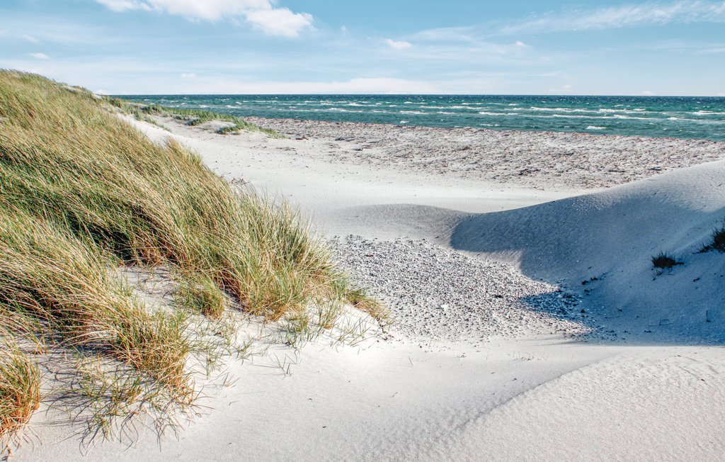 Feriehuse - Øer Strand , Danmark - D04080 | Novasol