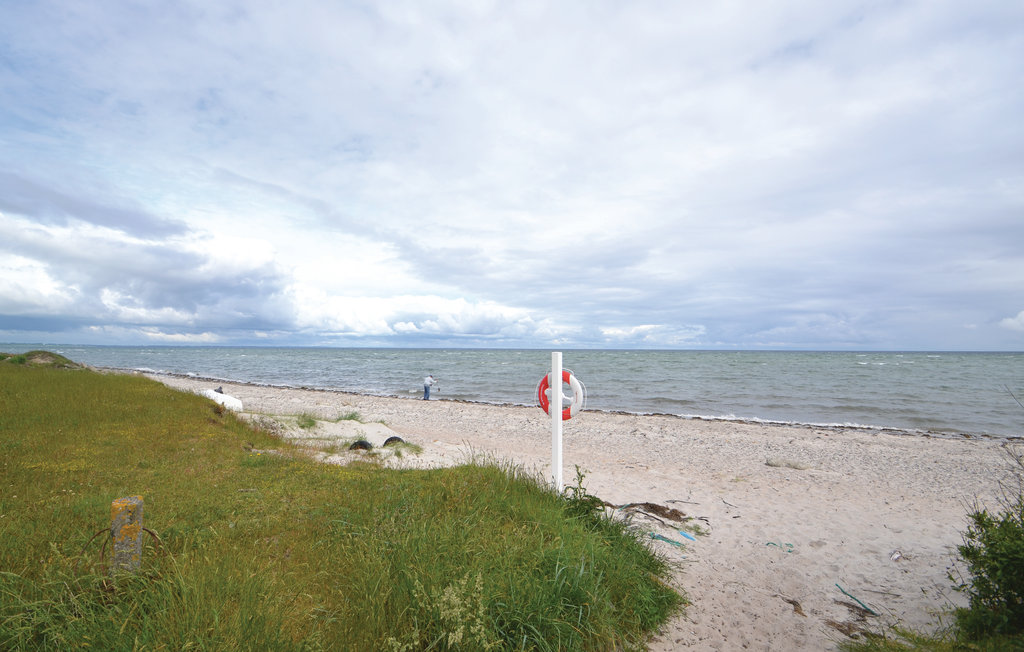 Feriehuse - Fjellerup Strand , Danmark - E5351 | Dansommer