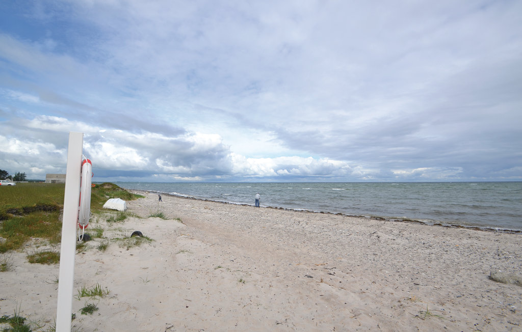 Feriehuse - Fjellerup Strand , Danmark - E5351 | Dansommer