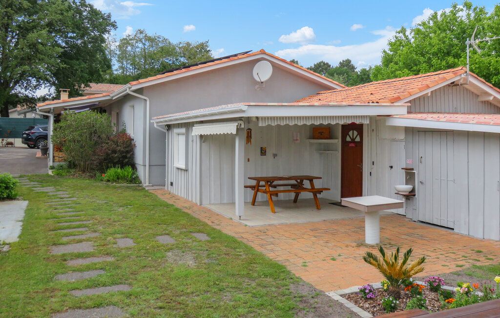 Location de vacances - Mios , France - FAG205 | Novasol