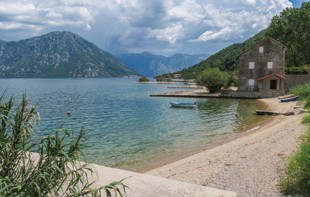 Holiday home - Kotor-Morinj , Montenegro - MNK200 | Novasol