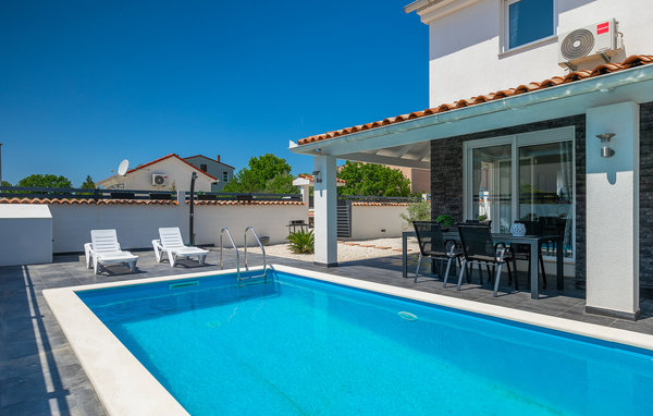 Holiday Home - Pula , Croatia in Pula | Novasol